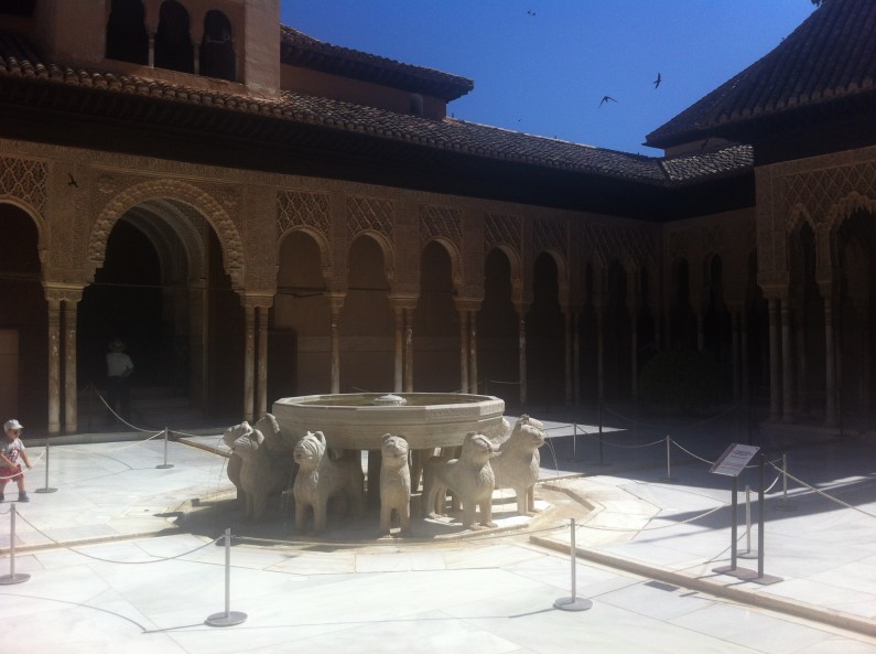 The Secrets of the Alhambra Palace: Water within the palaces⋆ Piccavey